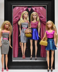 News – Laura Critchlow